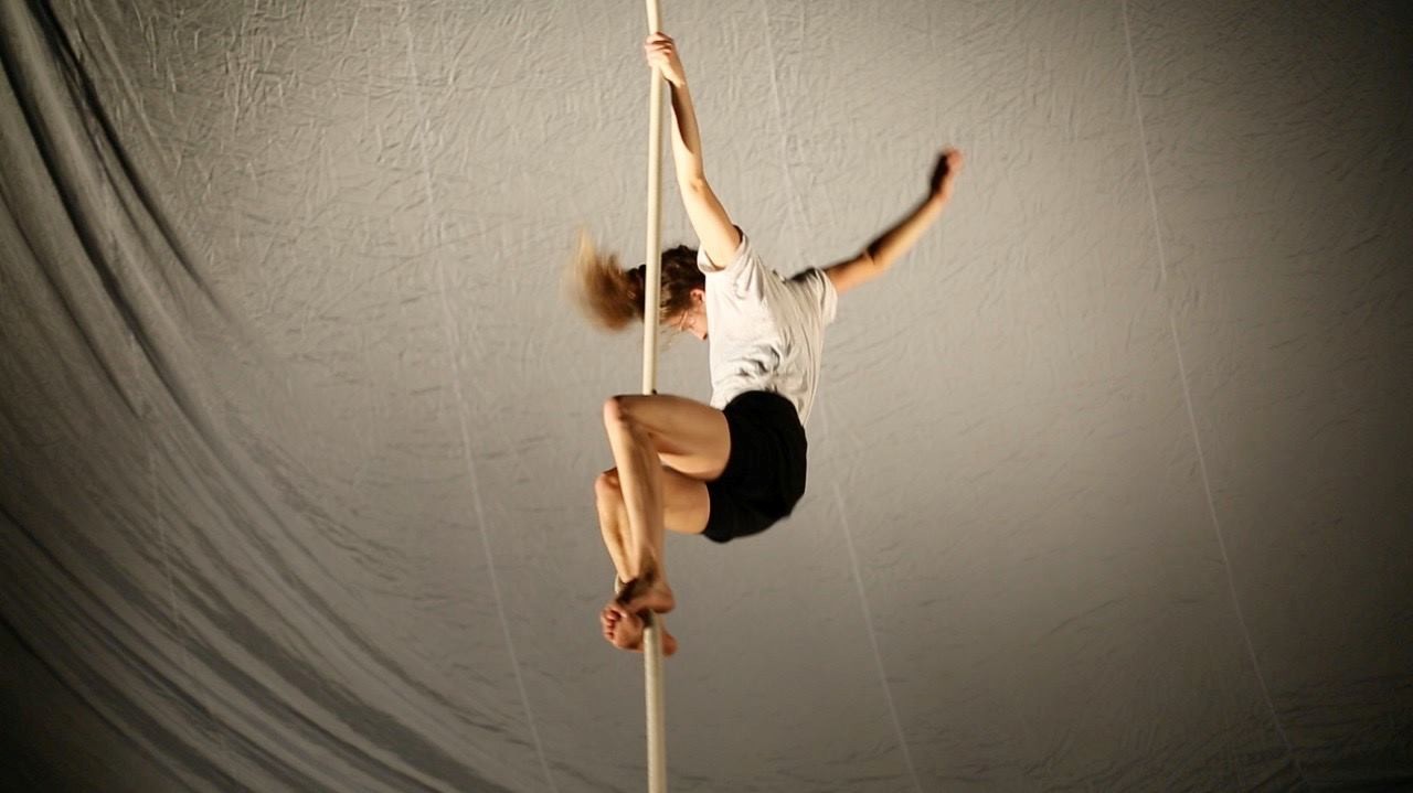 Loopy Rope Tricks and Tips – New Moon Movement Arts